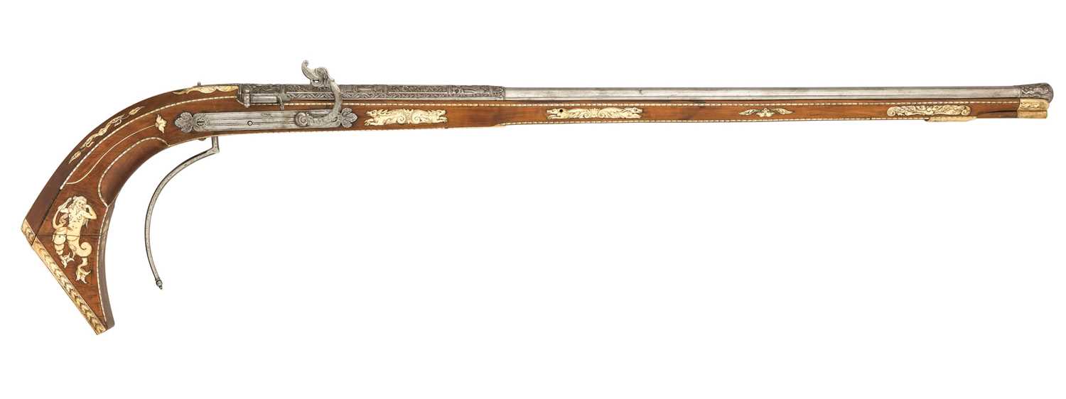 Lot 228 - ËœA FINE AND VERY RARE MATCHLOCK PETRONEL,