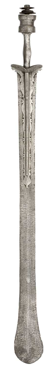 Lot 2 - A RARE SOUTH INDIAN SWORD (PATISSA), PROBABLY