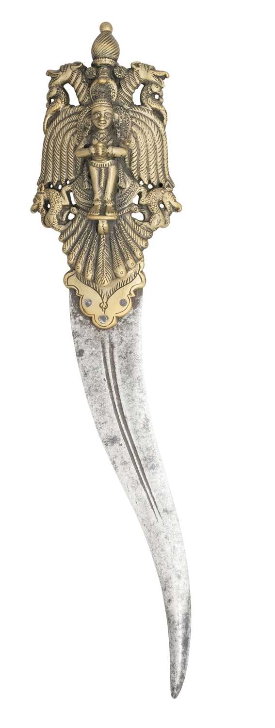Lot 34 - A FINE SOUTH INDIAN DAGGER (BICHWA),