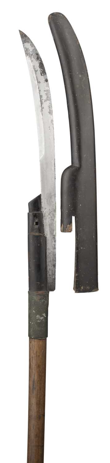 Lot 111 - A RARE AND UNUSUAL JAPANESE POLEARM,