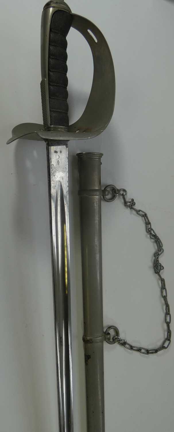 Lot 328 - AN EDWARD VII 1897 PATTERN INFANTRY SWORD
