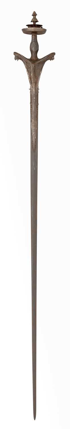 Lot 103 - A SOUTH INDIAN RAPIER