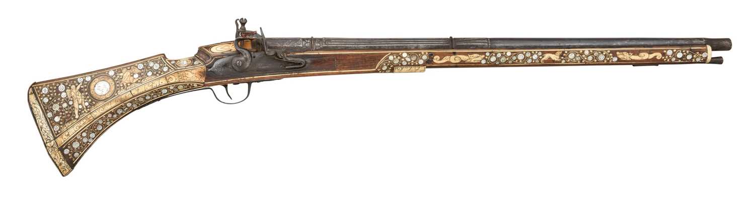 Lot 442 - A VERY RARE 18 BORE DECORATED FLINTLOCK