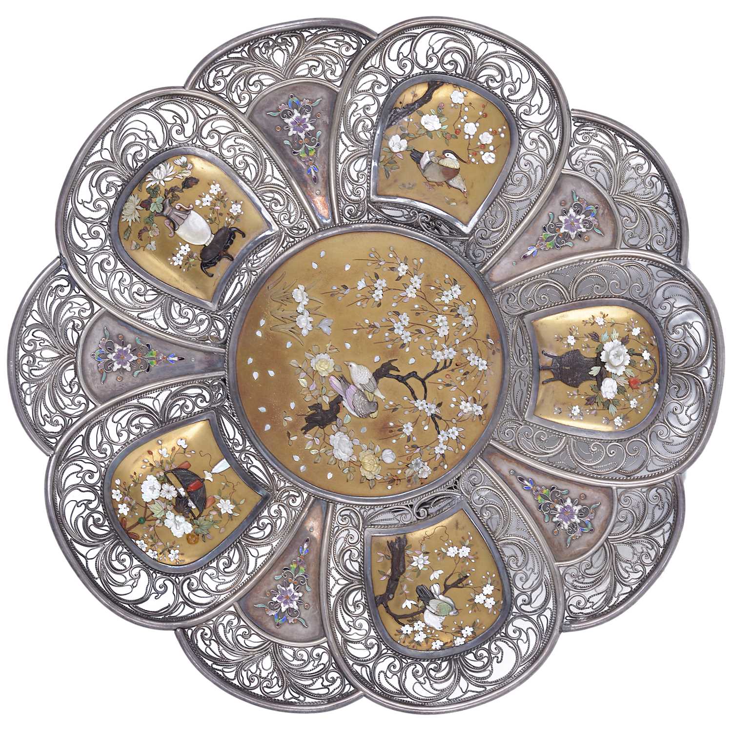Lot 115 - ~A JAPANESE SILVER AND INLAID LACQUER DISH
