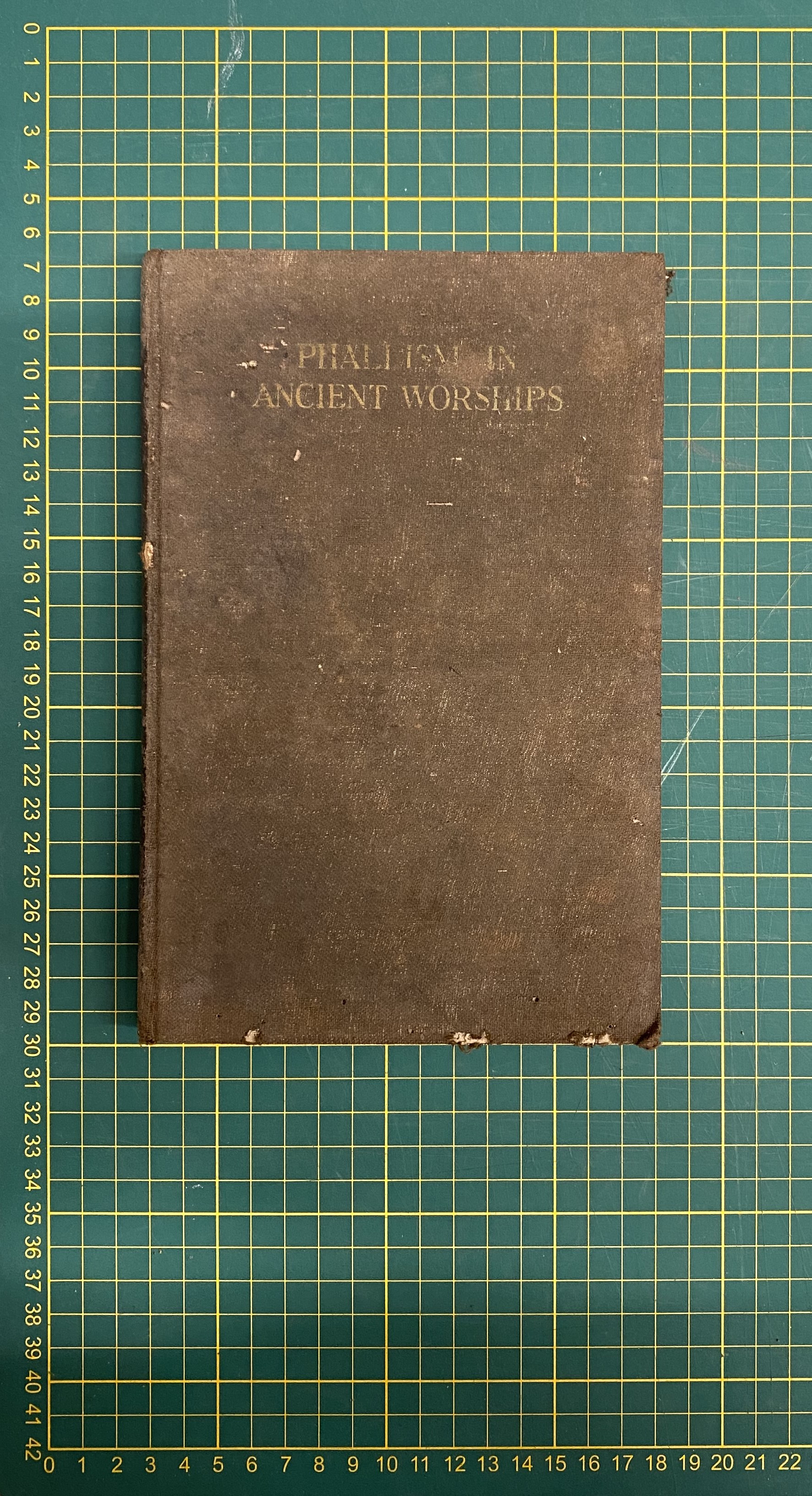 Lot 595 - WESTROPP, HODDER M WAKE, C STANILAND