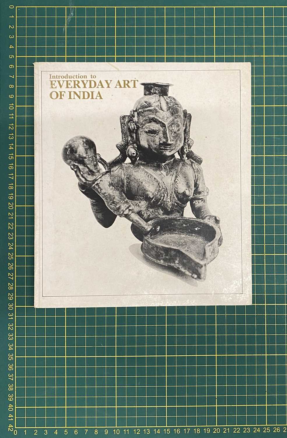 Lot 308 - INTRODUCTION TO EVERYDAY ART OF INDIA