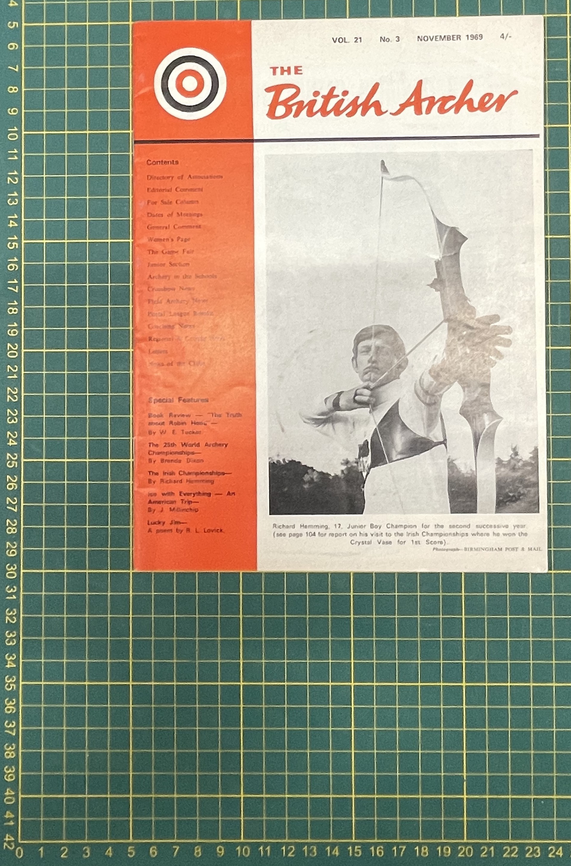 Lot 196 - A LARGE COLLECTION OF ARCHERY MAGAZINES