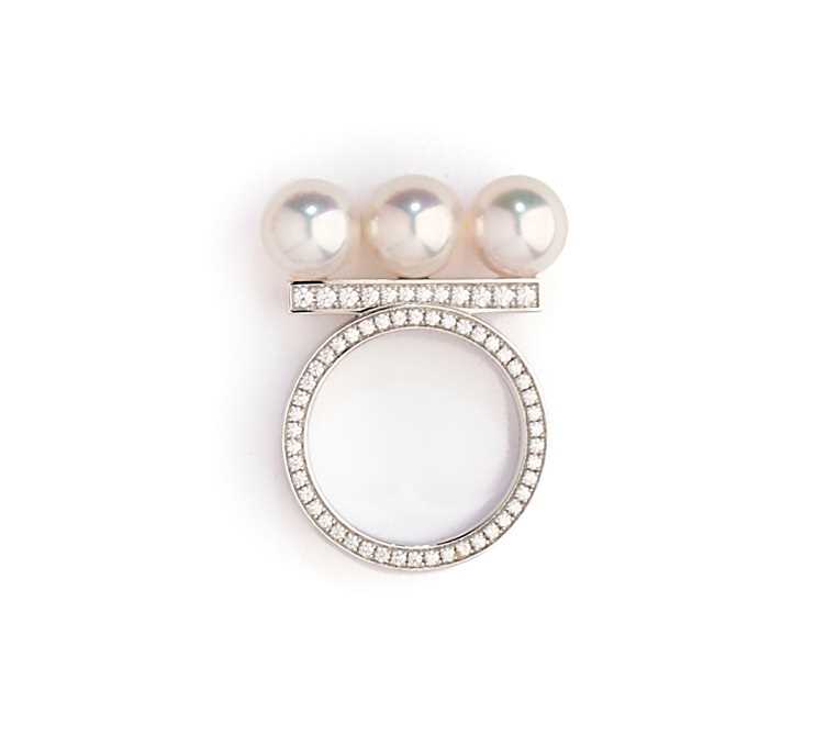 Lot 392 - TASAKI: CULTURED PEARL AND DIAMOND 'BALANCE