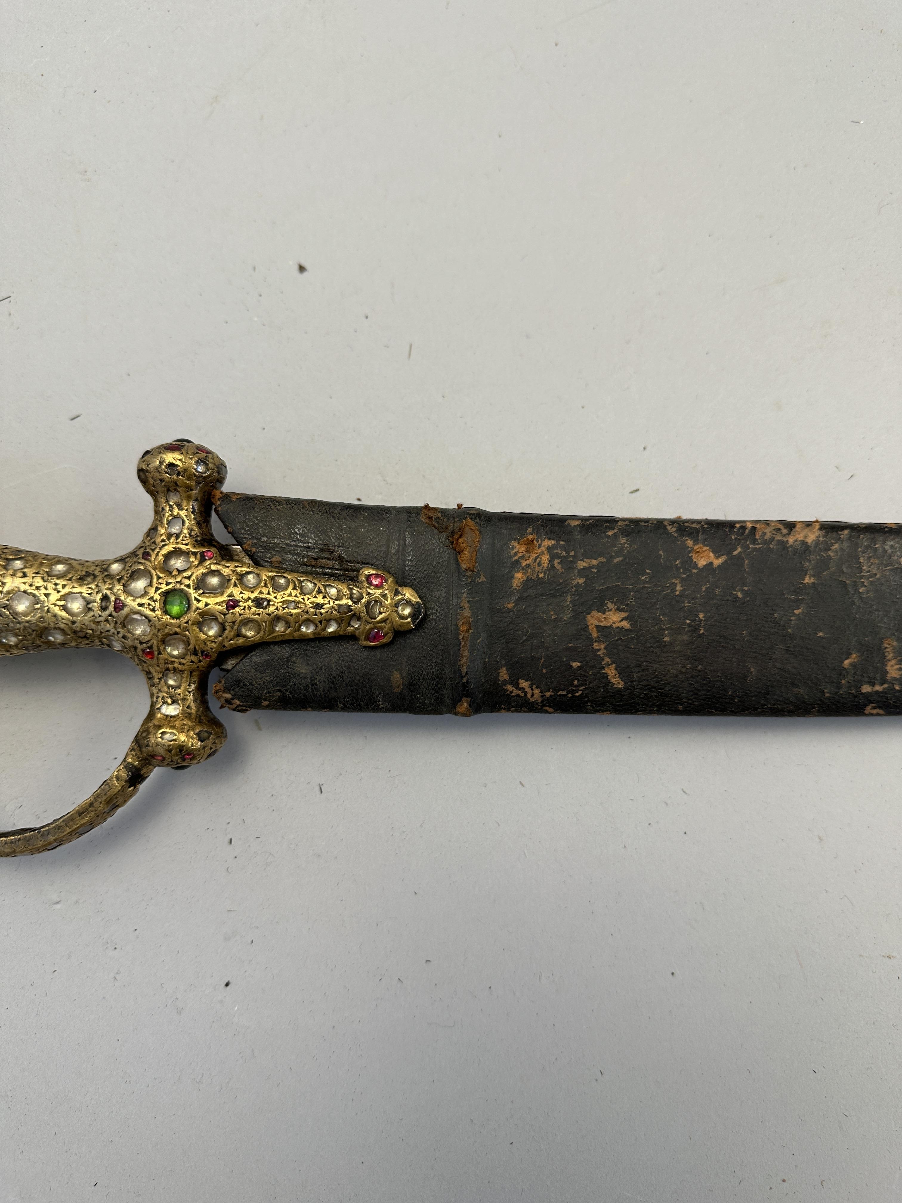 Lot 52 - A SOUTH INDIAN SWORD (TALWAR), 18TH CENTURY,