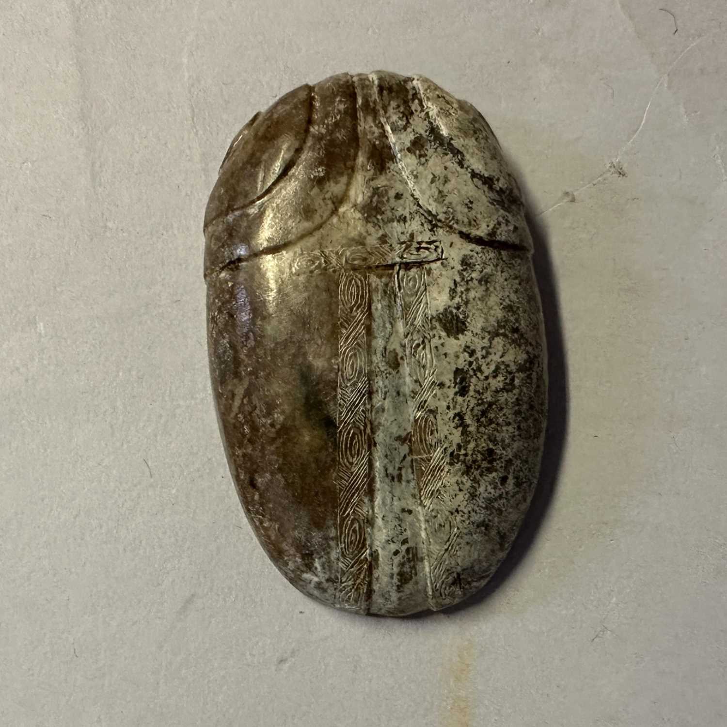 Lot 72 - A CHINESE ARCHAISTIC JADE SCARAB BEETLE
