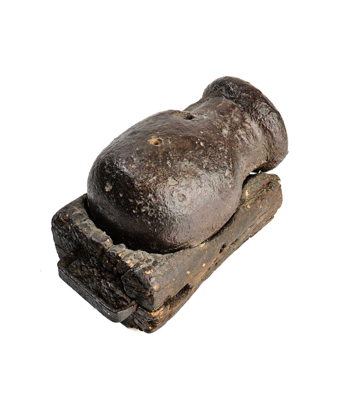 Lot 492 - AN IRON CANNON ‘POT DE FER’ IN 14TH CENTURY