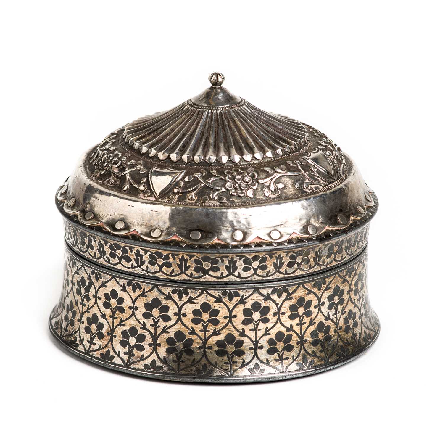 Lot 194 - A BIDRI PAN BOX (PANDAN)^ DECCAN^ SOUTHERN