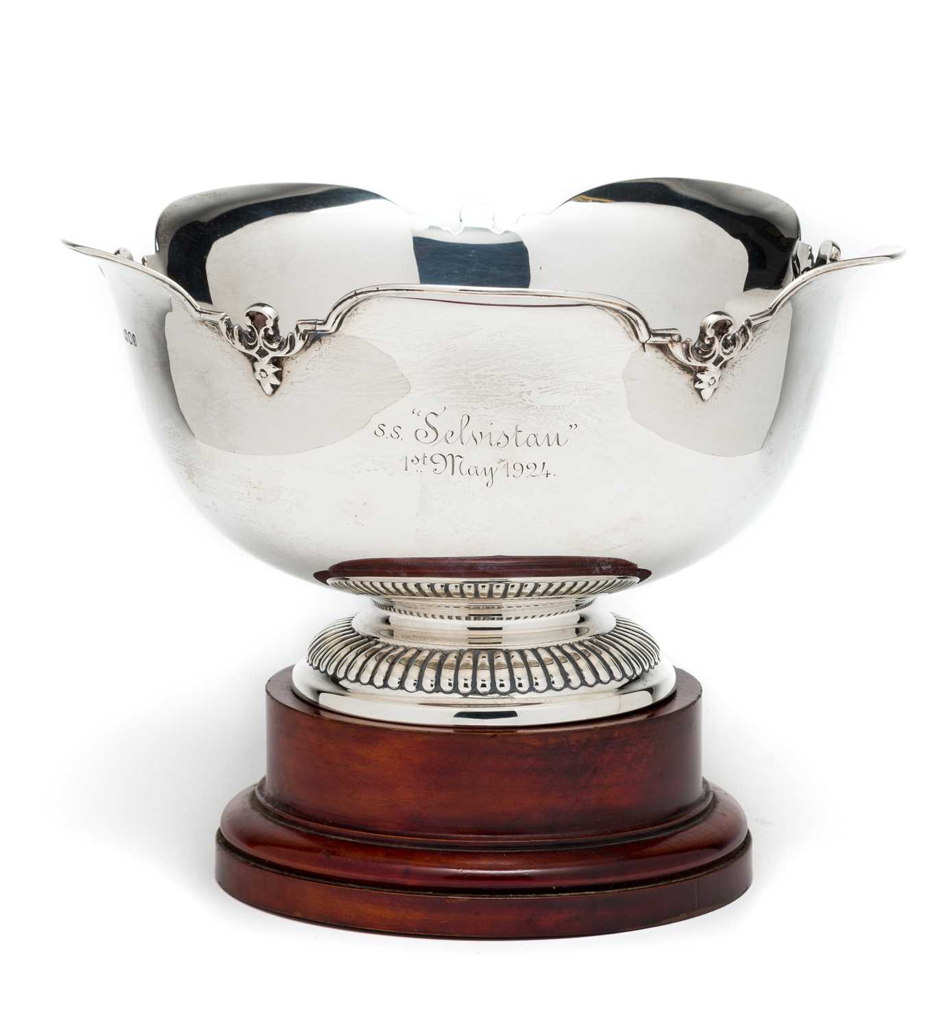 Lot 339 - *A GEORGE V SILVER ROSEBOWL^ WAKELY