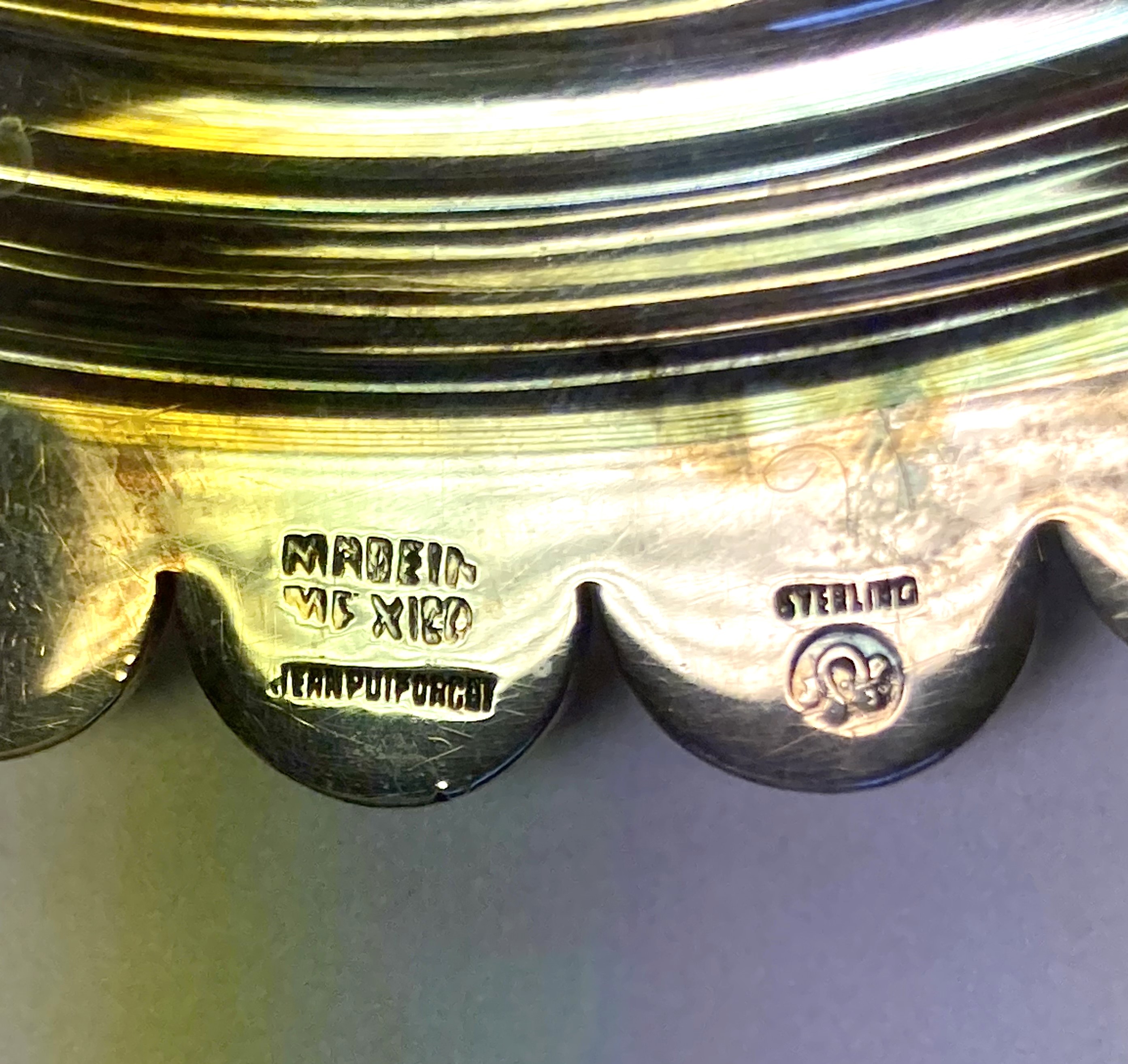 Lot 65 - A MEXICAN ART DECO SILVER STAND, JEAN