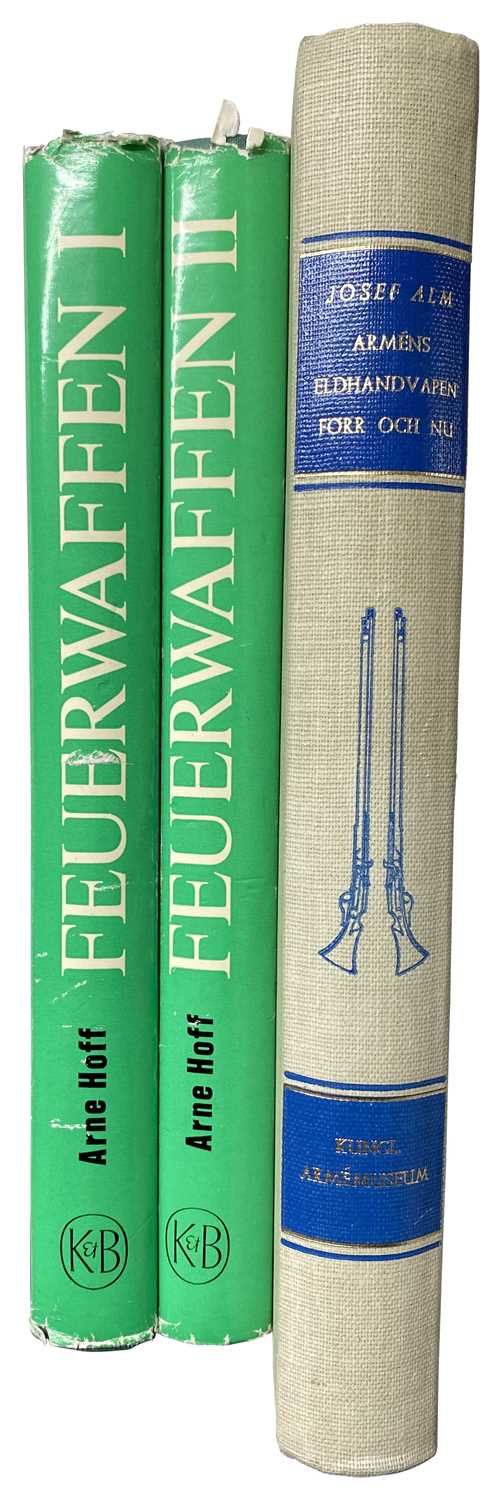 Lot 908 - ALM, JOSEF: ARMÉNS ELDHANDVAPEN FÖRR OCH NU