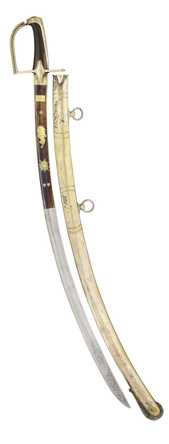 Lot 166 - A FRENCH LIGHT CAVALRY OFFICER’S SABRE, LATE