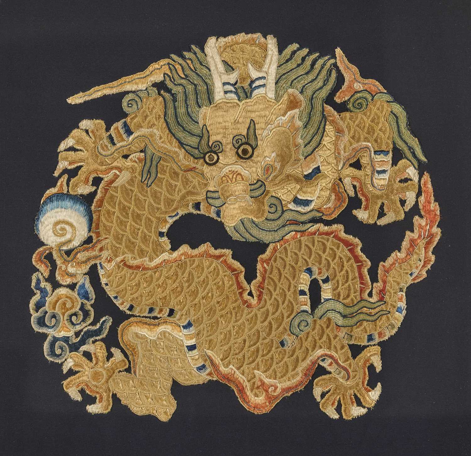 Lot 42 - A CHINESE EMBROIDERED SILK 'DRAGON' ROUNDEL,