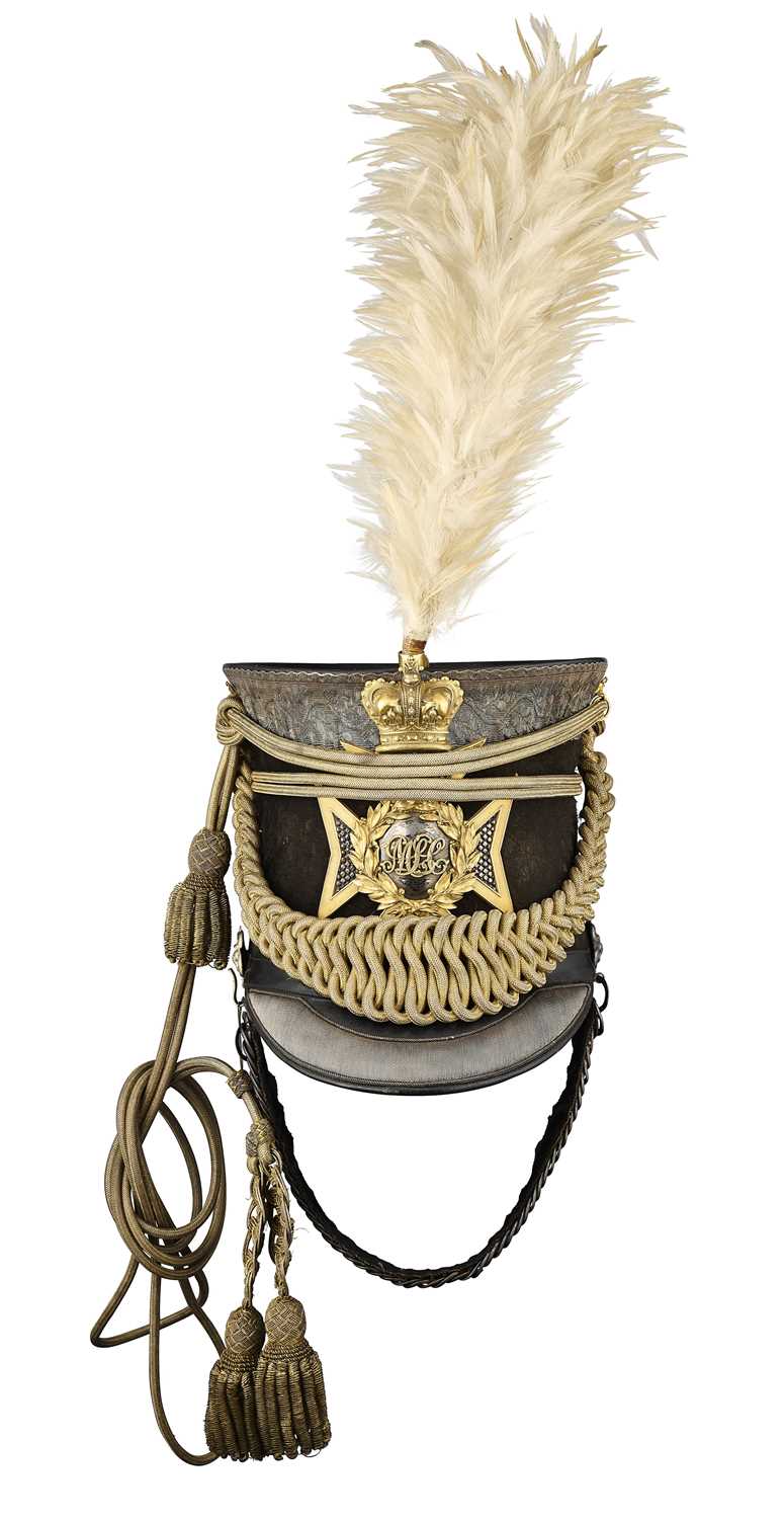 Lot 236 - A VICTORIAN OFFICER’S SHAKO OF THE MADRAS