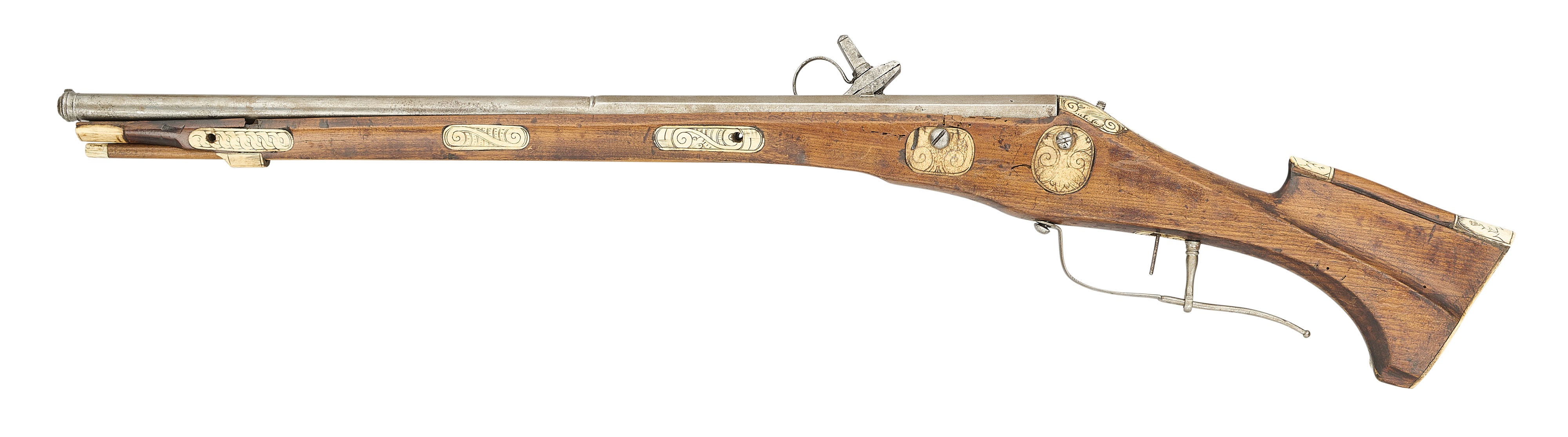 Lot 102 - A 90 BORE SOUTH GERMAN WHEEL-LOCK CARBINE,