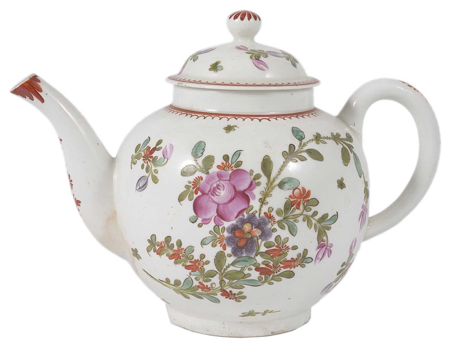 Lot 29 - A LOWESTOFT 'CURTIS' PATTERN GLOBULAR TEAPOT