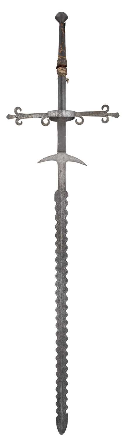 Lot 89 - â€¡ A GERMAN TWO-HAND SWORD