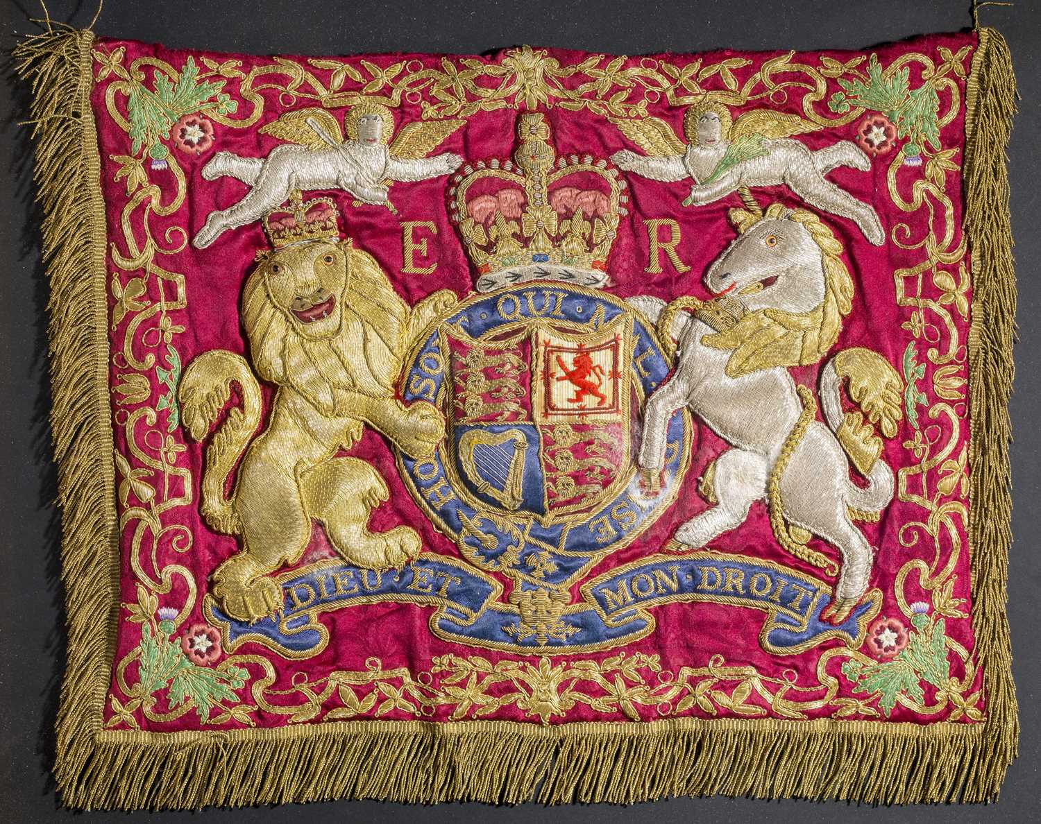 Lot 131 - AN ELIZABETH II TRUMPET BANNER