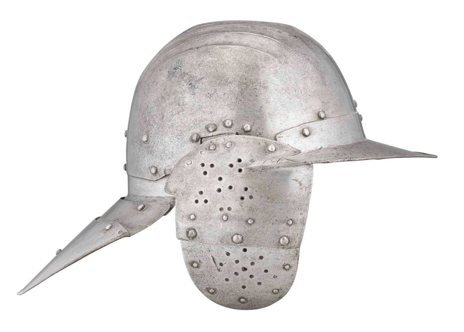Lot 169 - A RARE POT HELMET INCORPORATING THE SKULL OF