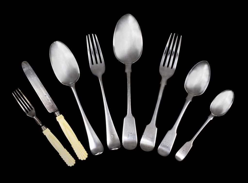 Lot 32 - ASSORTED OLD ENGLISH PATTERN GEORGE III TABLE