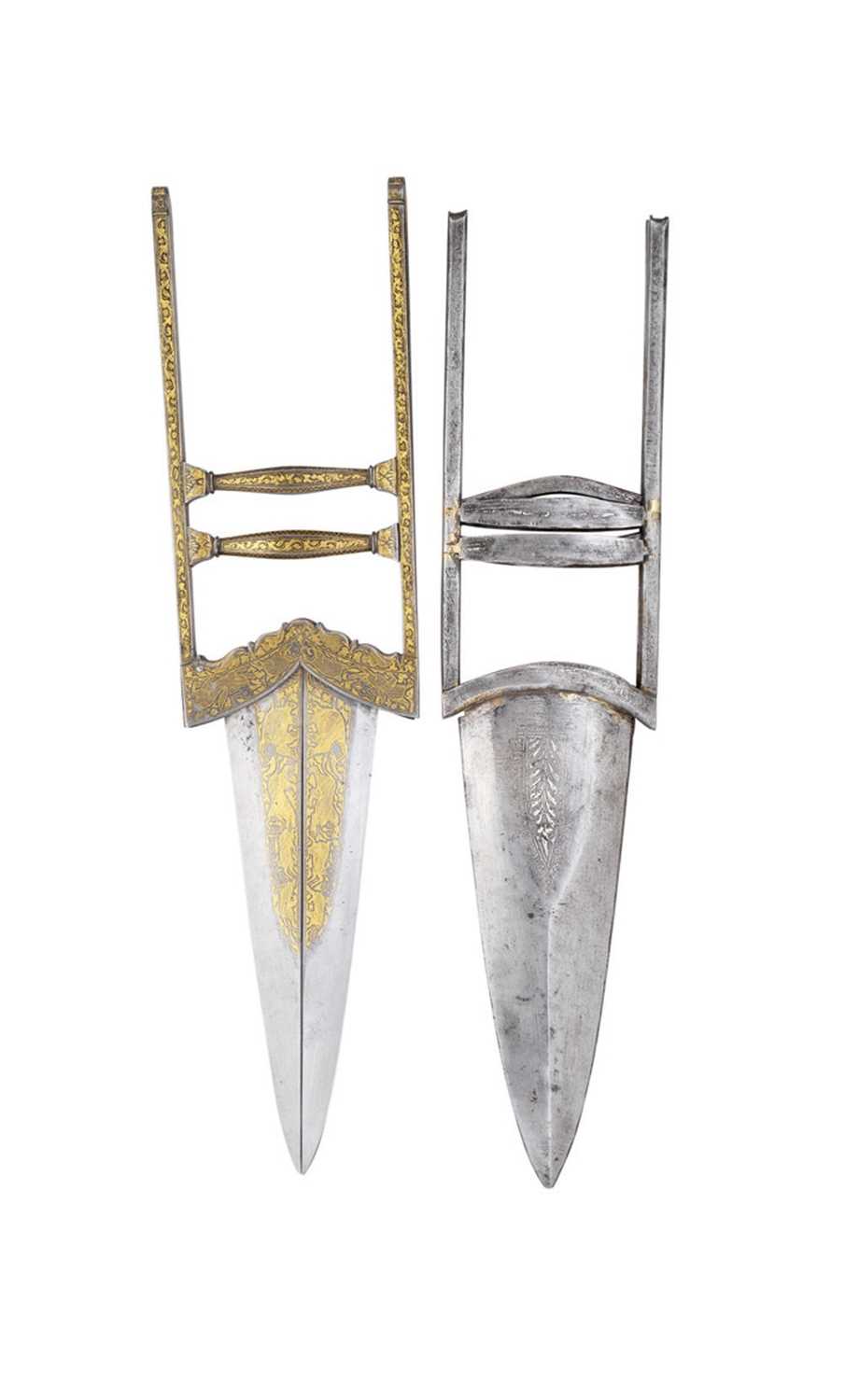 Lot 14 - AN INDIAN FOLDING DAGGER (KATAR) AND AN